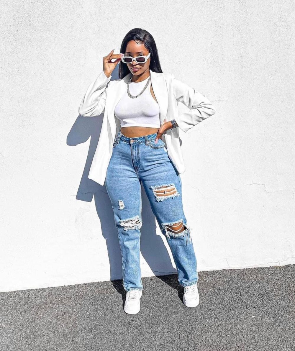 Ripped Pants Outfit Ideas: Inspiring and Fashion-Forward Looks ...